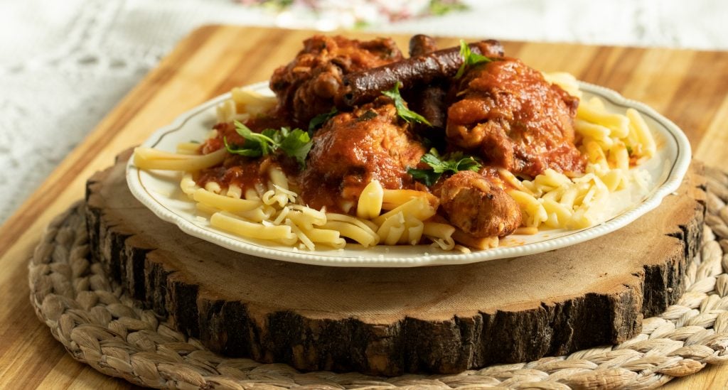 CHICKEN KAPAMA: GREEK-BRAISED CINNAMON CHICKEN - Dimitras Dishes