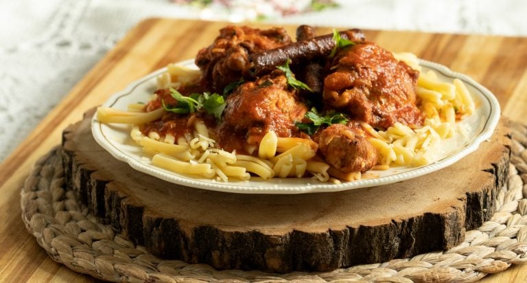 CHICKEN KAPAMA: GREEK-BRAISED CINNAMON CHICKEN - Dimitras Dishes
