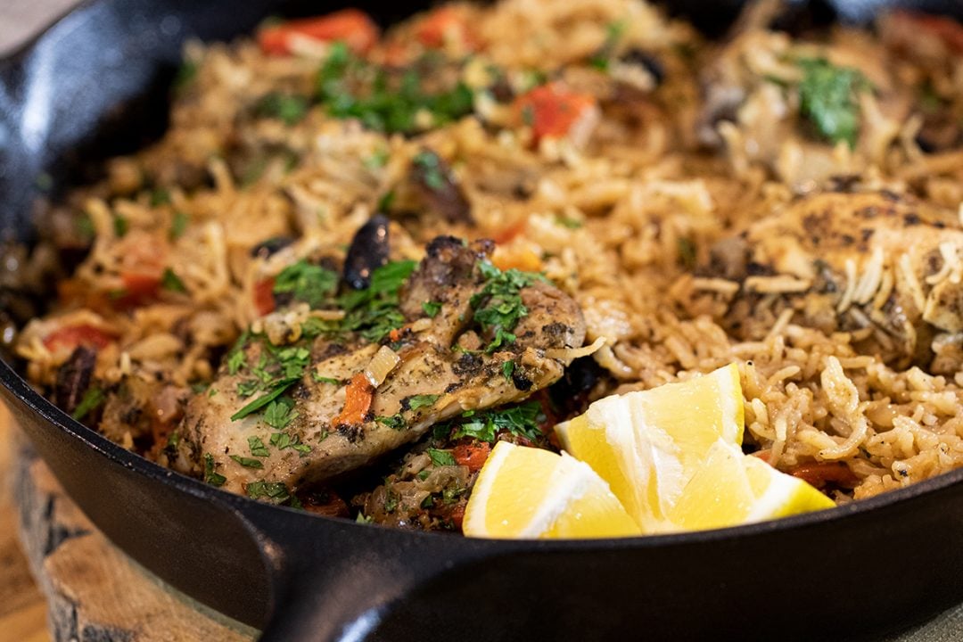 ONE-POT GREEK CHICKEN & RICE - Dimitras Dishes