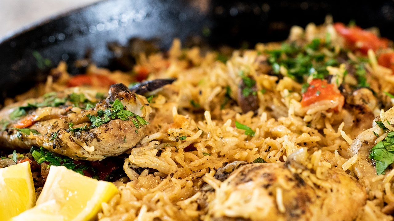 ONE-POT GREEK CHICKEN & RICE - Dimitras Dishes