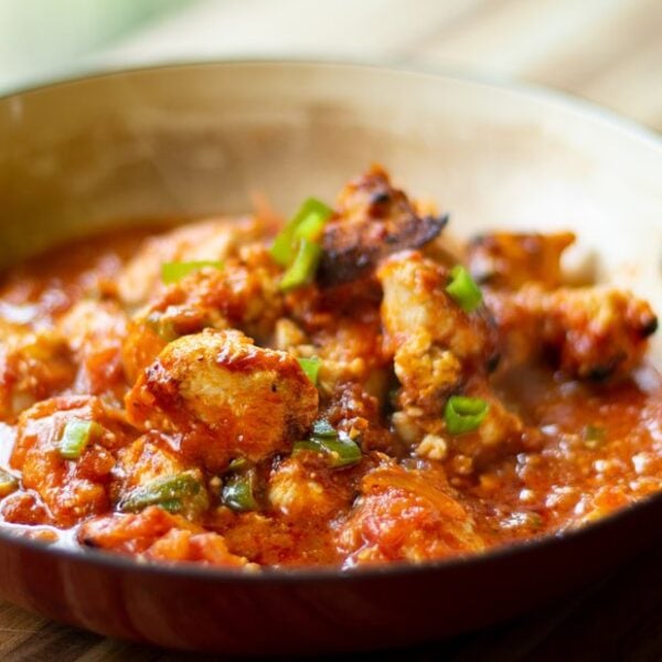 CHICKEN SAGANAKI (30 MINUTE MEAL): GREEK STYLE CHICKEN IN A TOMATO ...