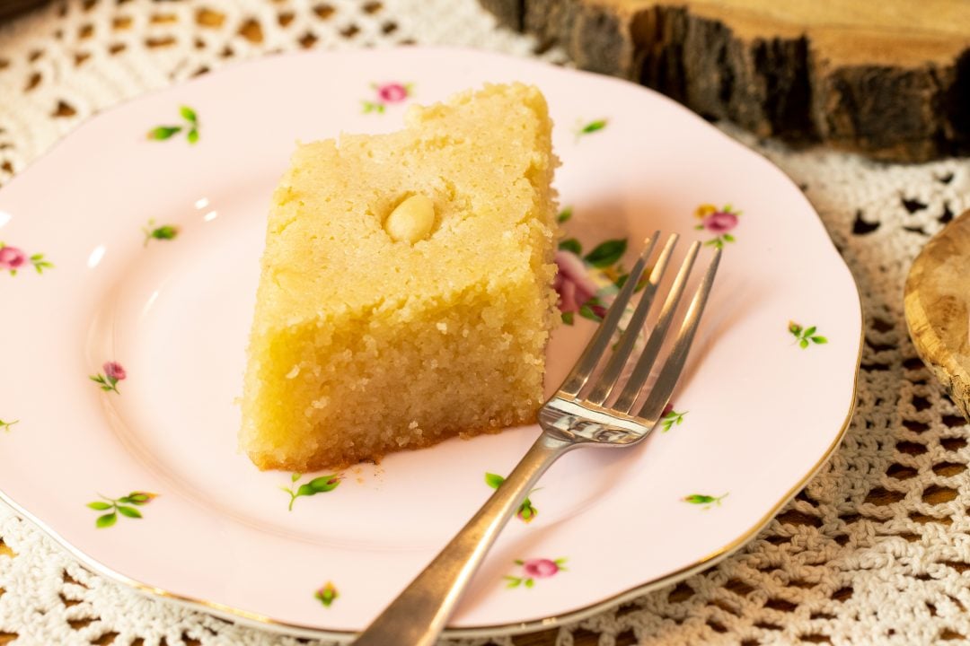 Samali: Greek Semolina Cake in Syrup - Dimitras Dishes