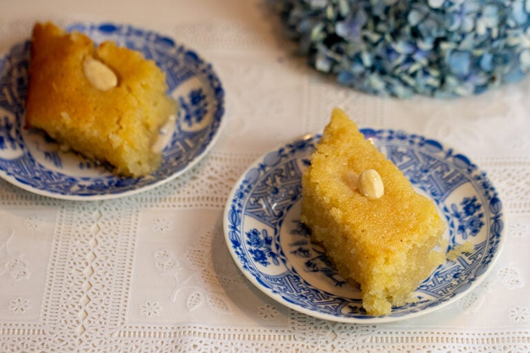 Samali: Greek Semolina Cake in Syrup - Dimitras Dishes