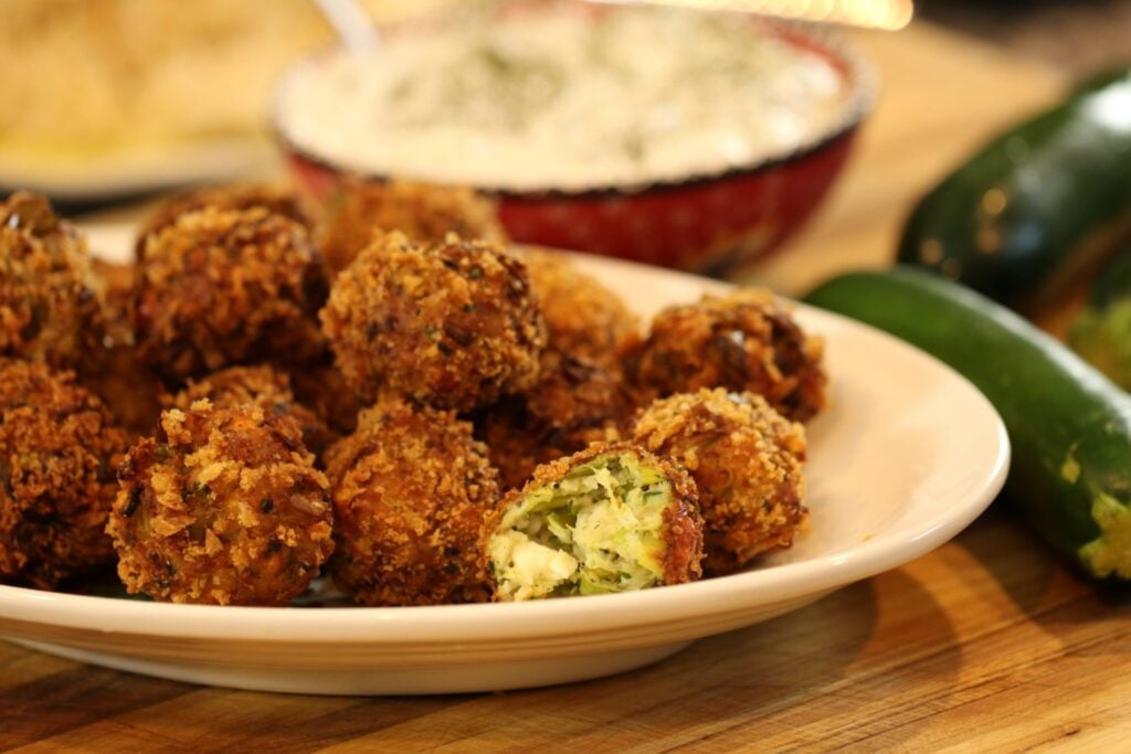 GREEK TZATZIKI SAUCE (YOGURT & CUCUMBER DIP) - Dimitras Dishes