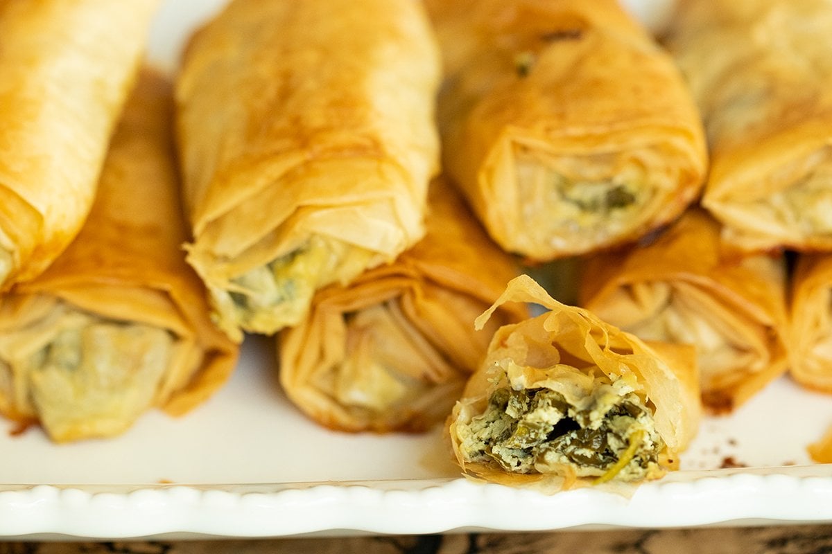 Greek Spinach Pie: Spanakopita - Dimitras Dishes