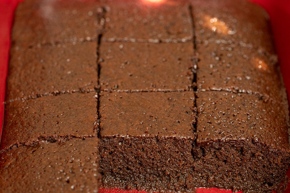 Zoumero Keik: Greek Ultra Moist Chocolate Cake - Dimitras Dishes