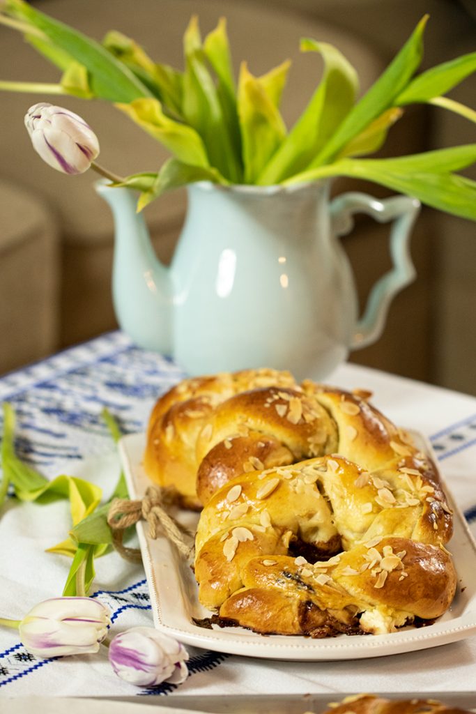 Stuffed Tsoureki Minis: Greek Easter Bread Wreaths & Twists - Dimitras ...