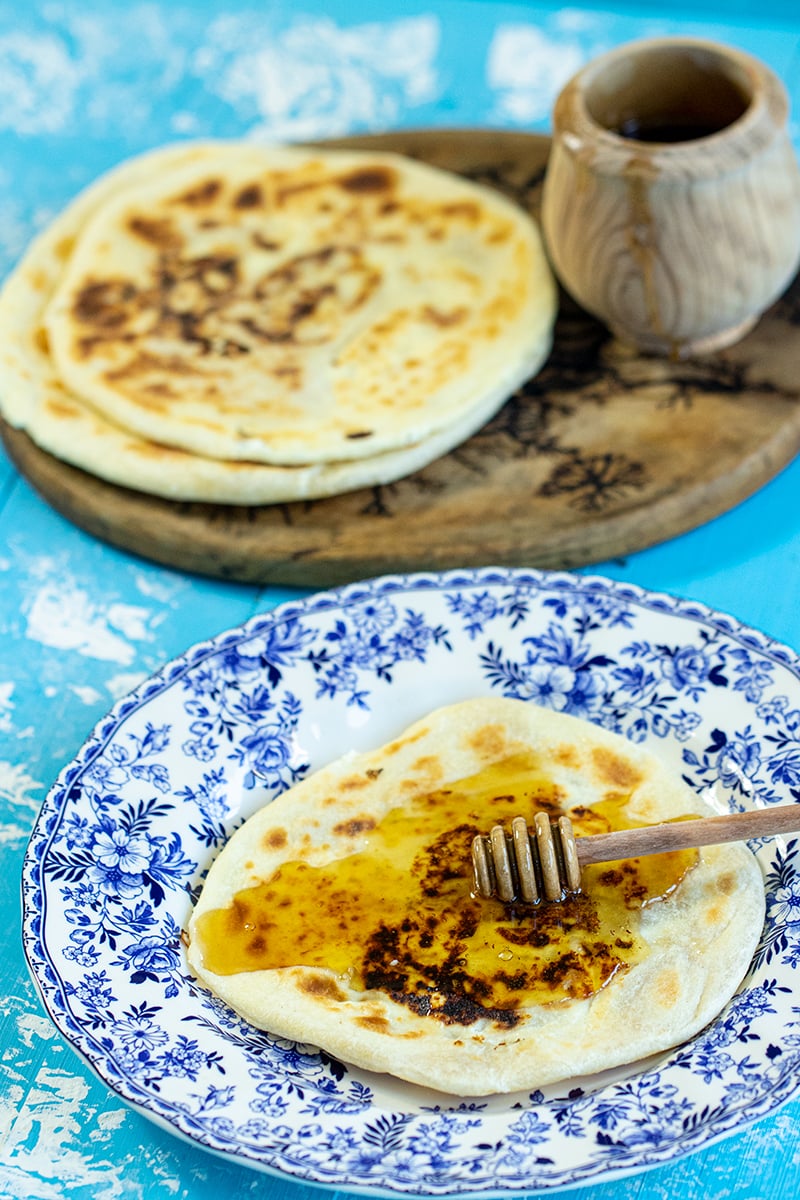 Sfakianes Pites: Pies from Sfakia, Crete - Dimitras Dishes