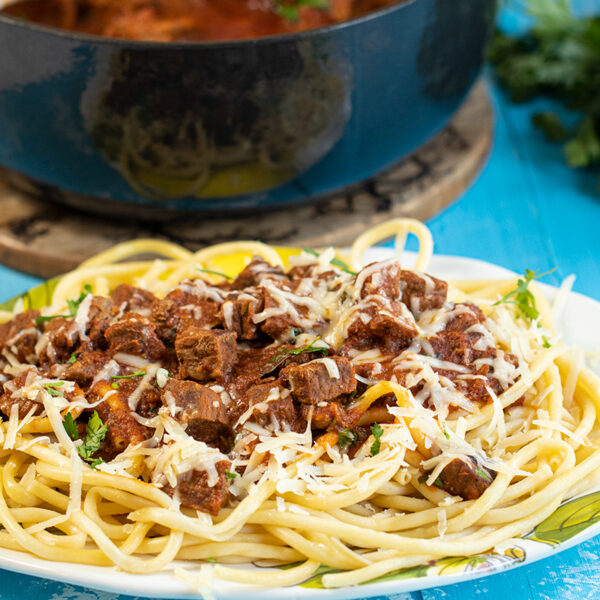 Pastitsada from Corfu: Beef Stew with Pasta - Dimitras Dishes