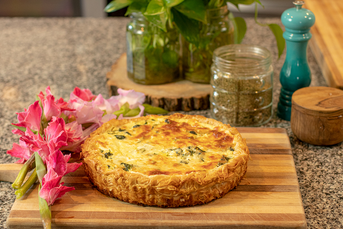 Spinach & Feta Cheese Phyllo Tart: Tarta me Spanaki kai Feta - Dimitras ...