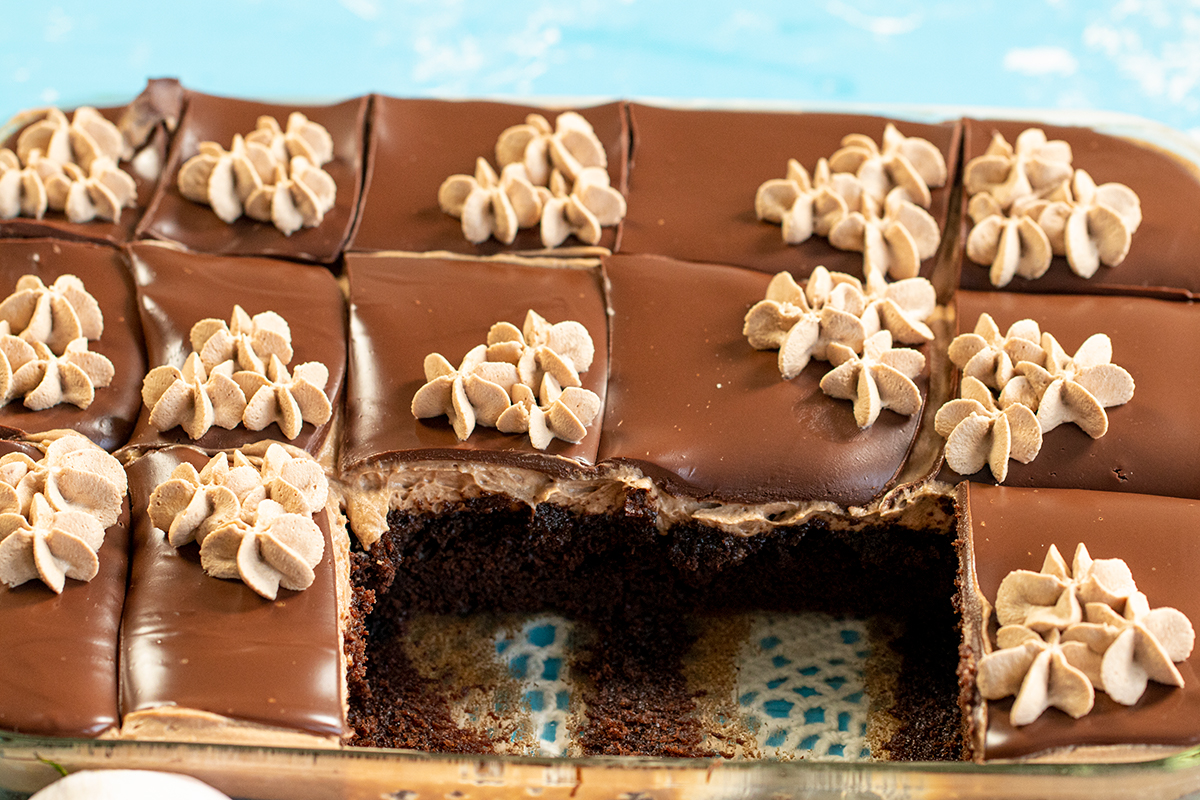 Pasta Sokolatina: Moist Chocolate Cream Cake - Dimitras Dishes