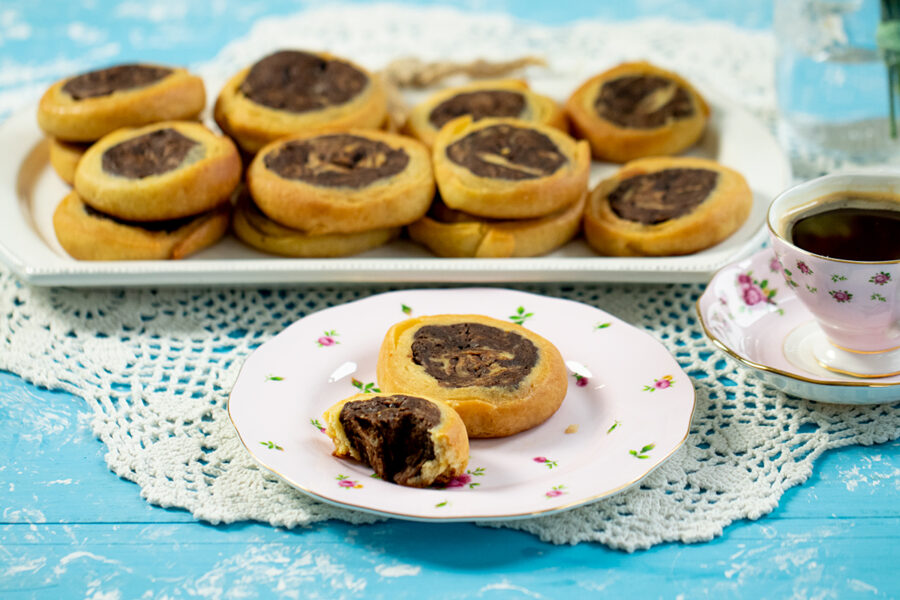 Roxakia (Vegan Vanilla & Chocolate Greek Pastries) - Dimitras Dishes