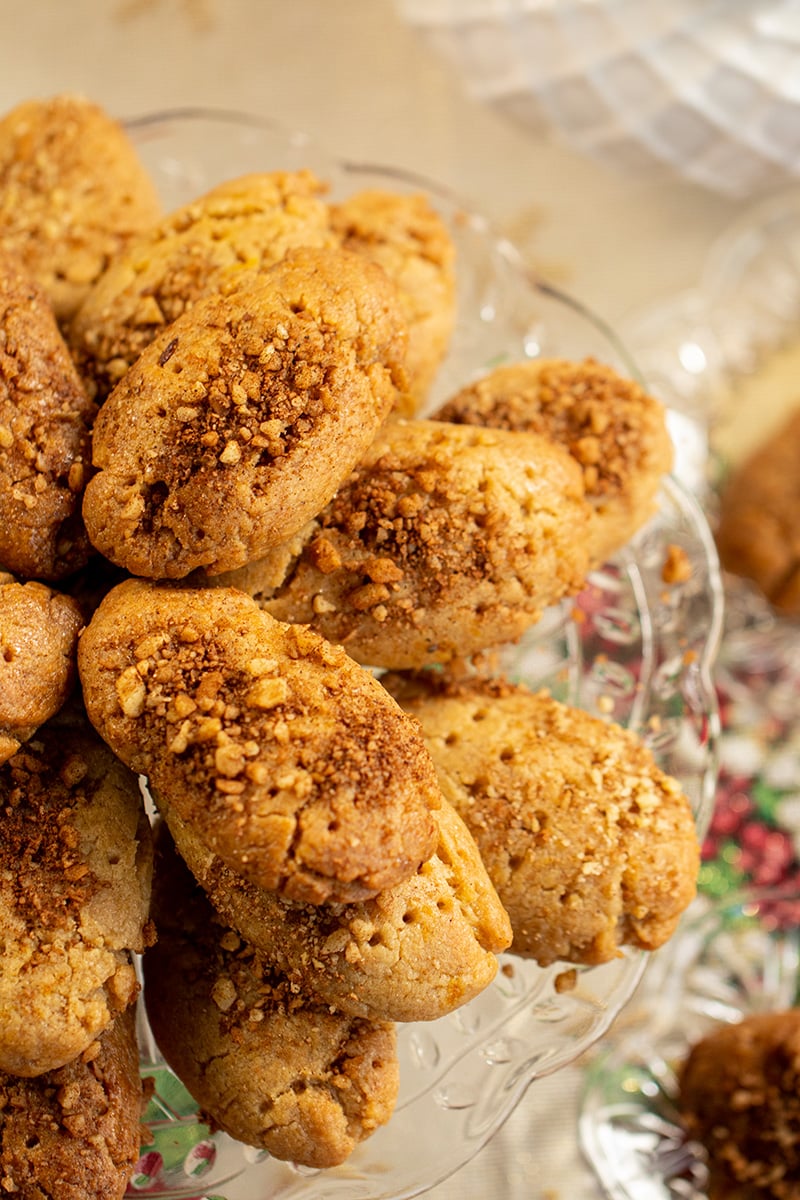 Classic Melomakarona with Semolina: Greek Christmas Cookies - Dimitras ...