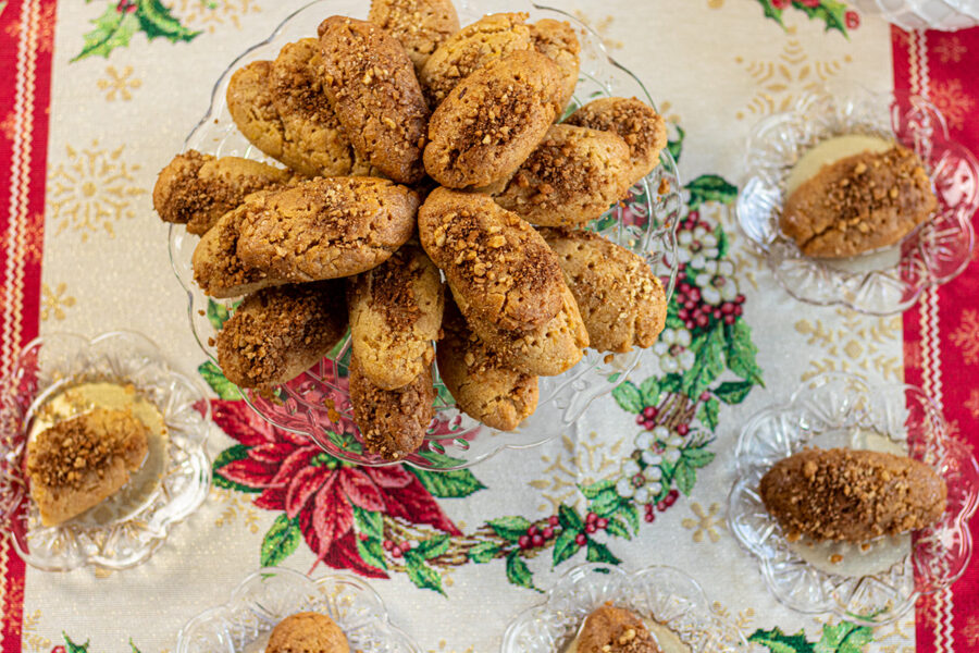 Classic Melomakarona with Semolina: Greek Christmas Cookies - Dimitras ...