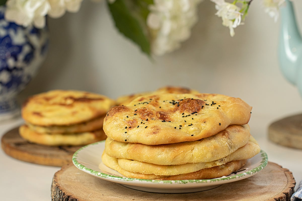 Cheesy Feta Stuffed Flatbreads - Dimitras Dishes