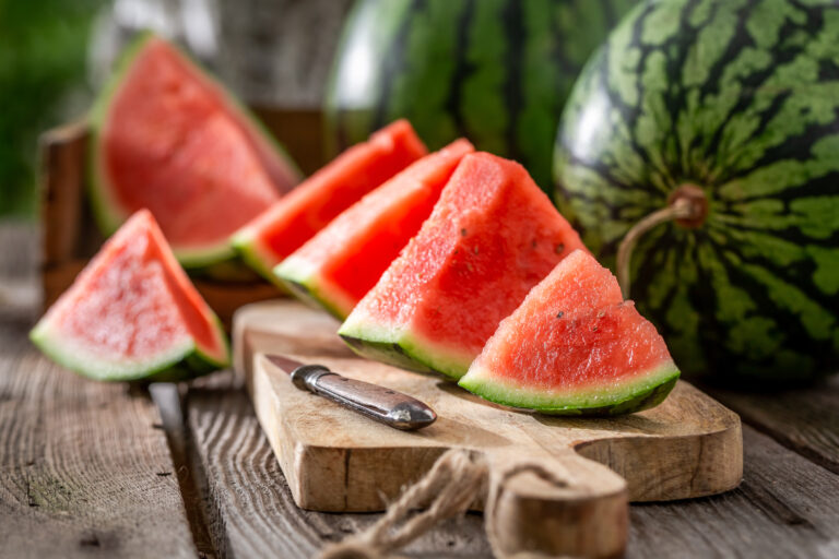 How to Pick a Sweet Watermelon - Dimitras Dishes