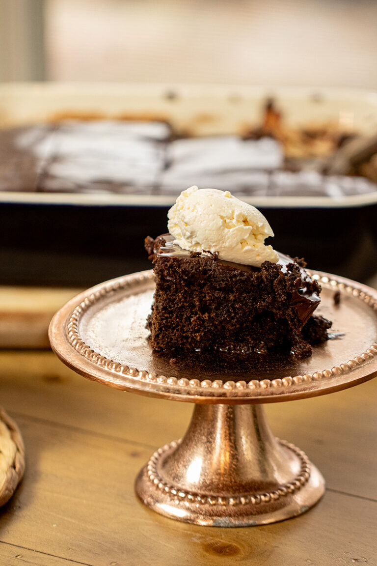 Sokolatopita: Greek Chocolate Cake - Dimitras Dishes