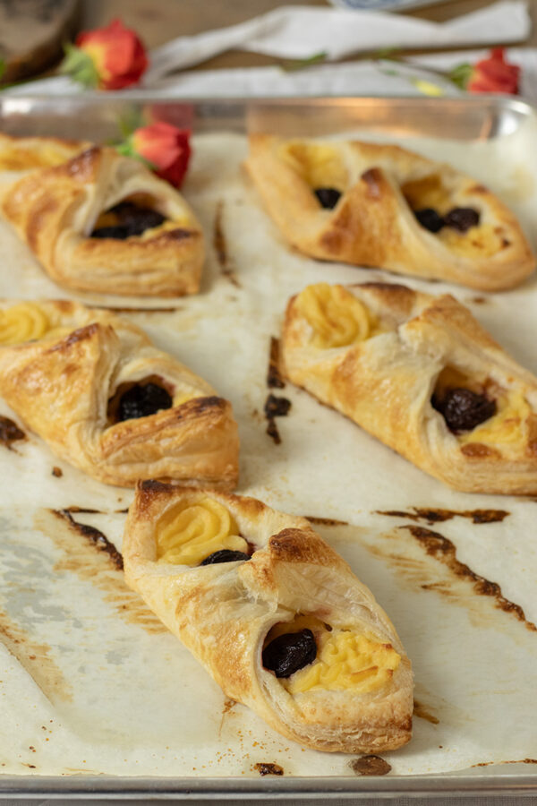 Easy Cherry Vanilla Custard Pastries with Puff Pastry – Make-Ahead ...