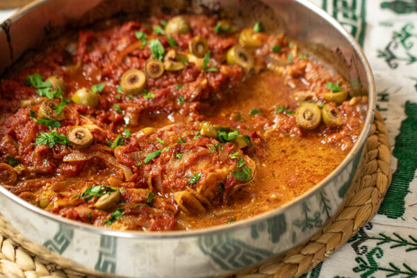 Mediterranean Psari Plaki (Oven-Baked Fish with Tomatoes & Onions ...