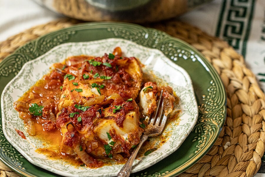 Mediterranean Psari Plaki (Oven-Baked Fish with Tomatoes & Onions ...